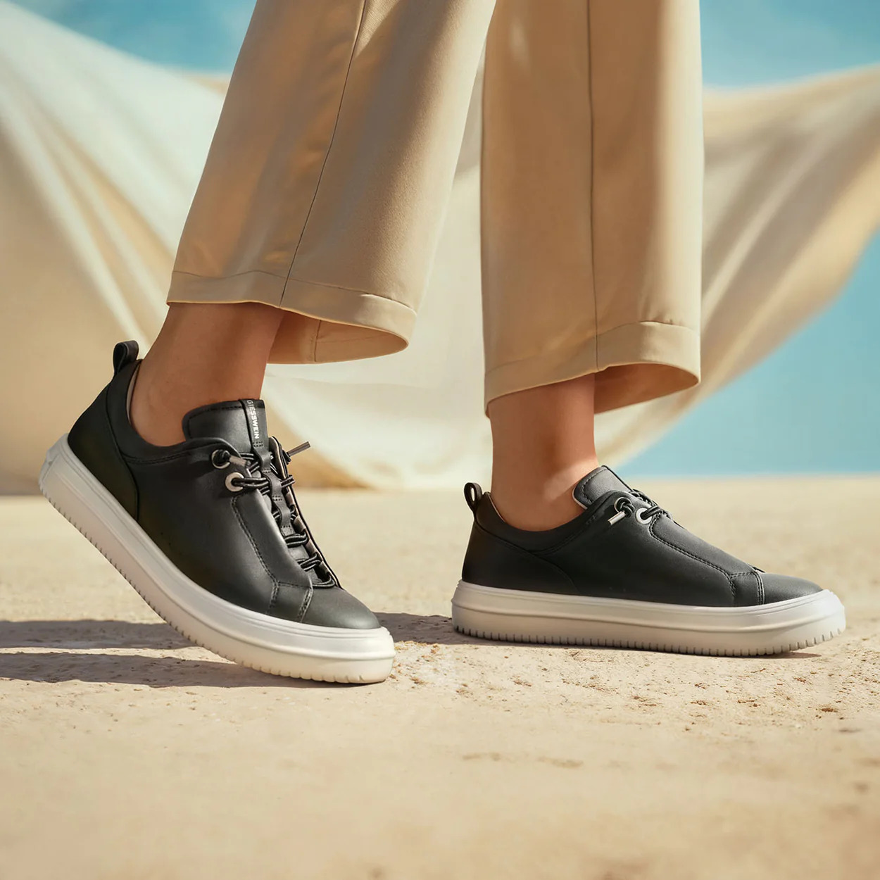 Descopera sneakersii din piele naturala Leather Lux!
