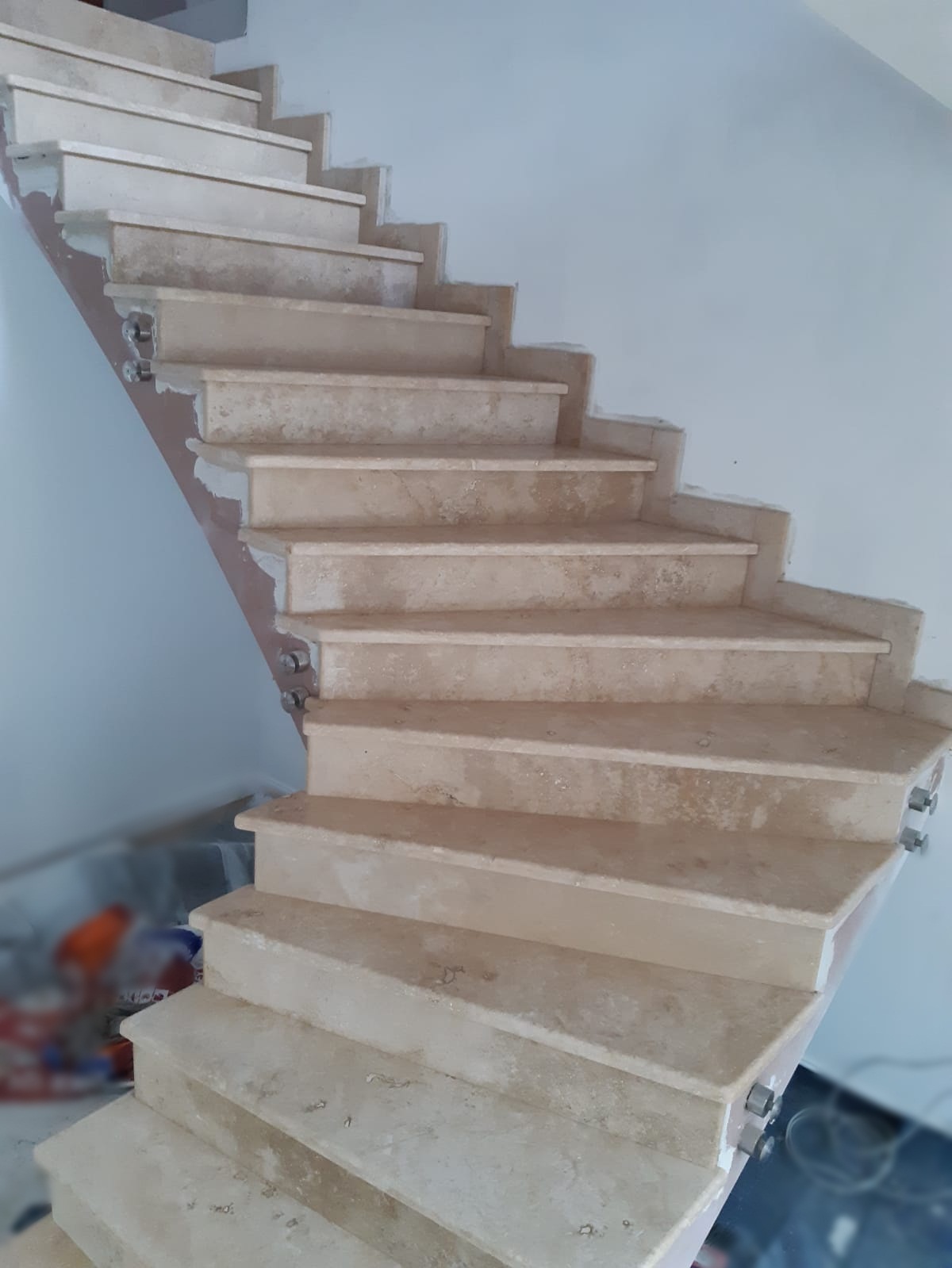 Trepte travertin interior