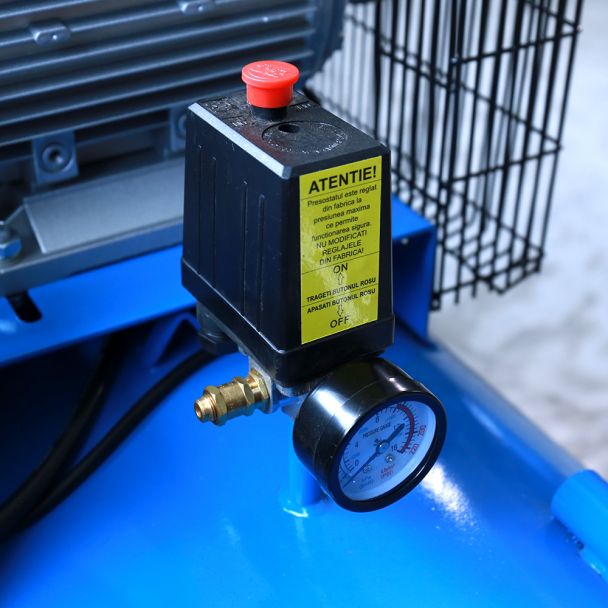 Compresor de aer Airmaster AIR5.5SHU10300, 300 l, 4 kW, 10 bar, 720 l/min