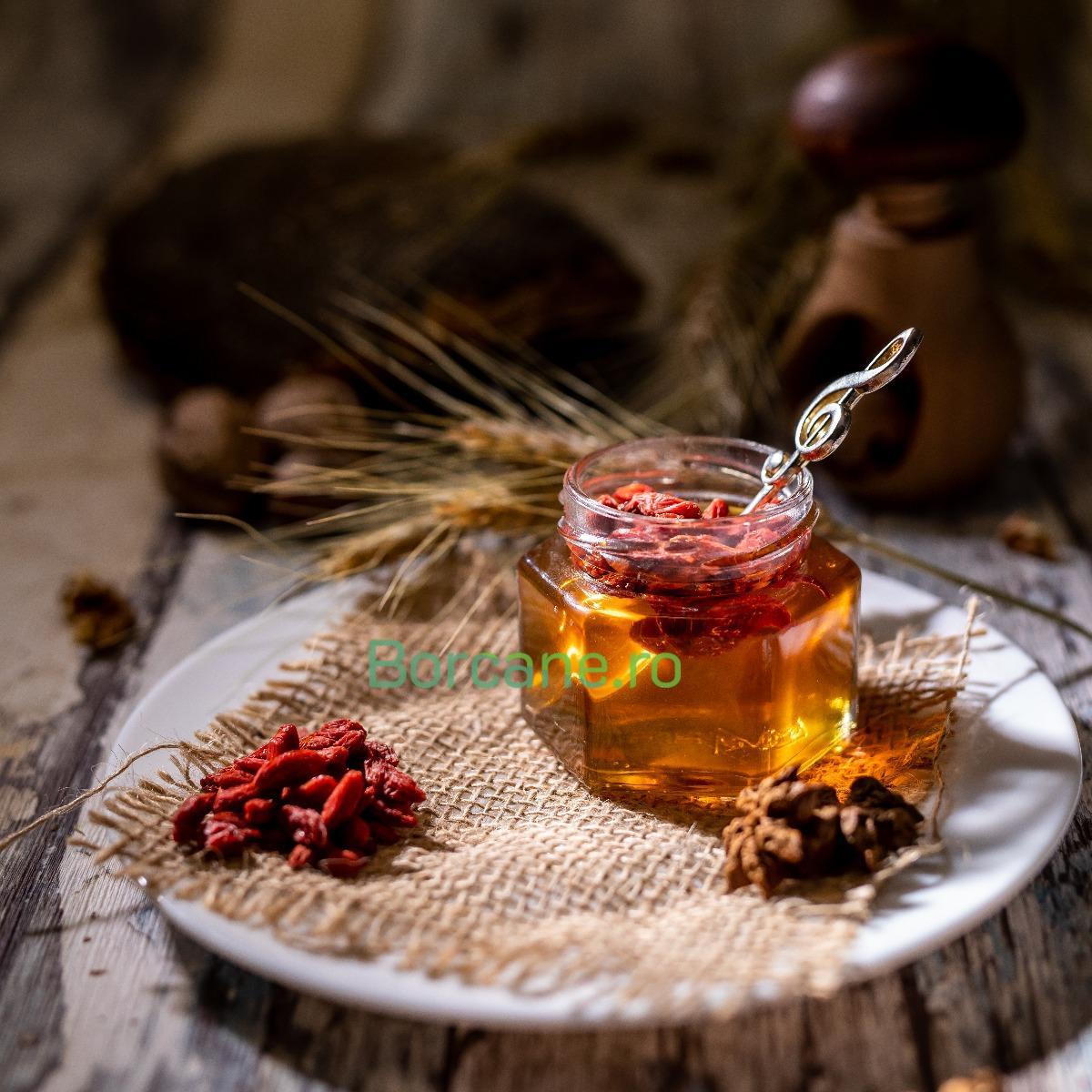 Borcan 106 ml Hexagonal TO 53 mm Mai mici de 370 ml Borcane....