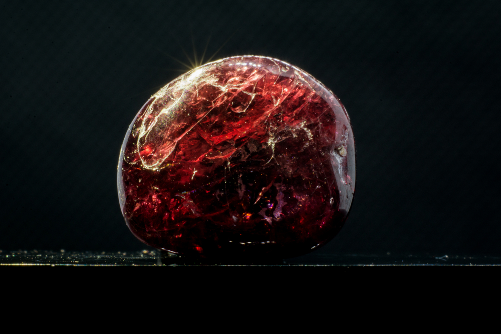 Bijuterii cu rubin - piatra pretioasa simbol al logodnei si iubirii eterne