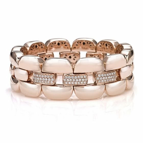 La vie en rose: Ce este aurul roz si cum il poti purta in bijuterii