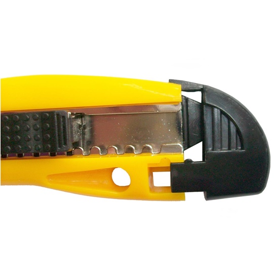 Cutter CUTTER PLASTIC CU 3 LAME 18mm CONIP 4004722624144 CON...