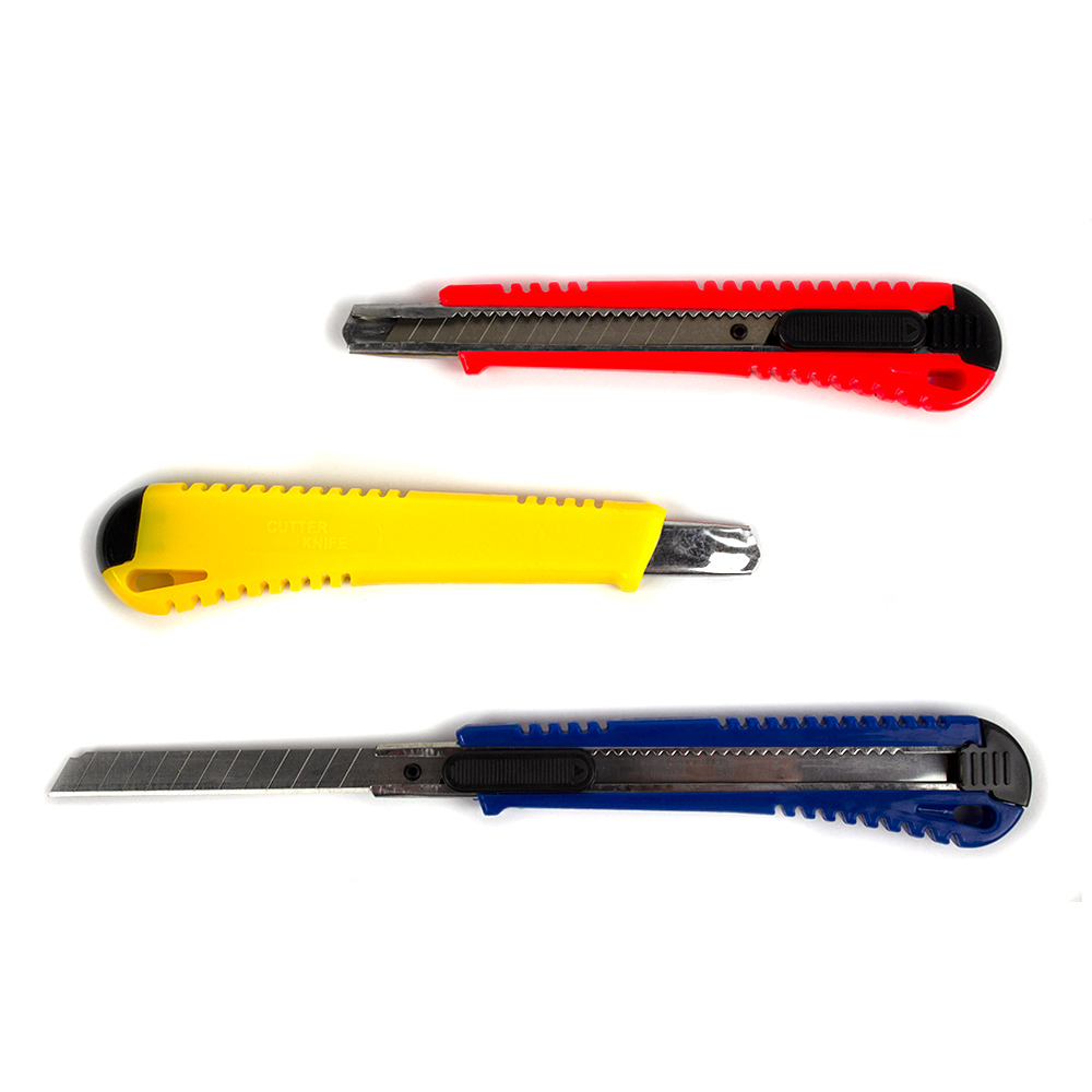 Cuttere Cutter mic plastic cu sina metalica, lama 9 mm otel ...