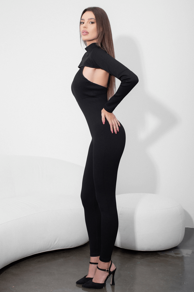 Salopetele modelatoare: eleganță și siluetă de invidiat