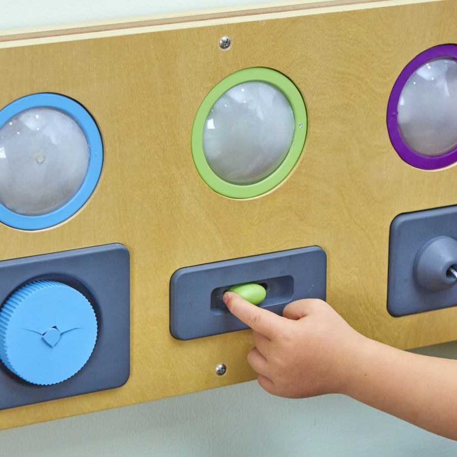 Stimulare vizuala Aplicatie - intrerupatoare 857001 Omfal Educational