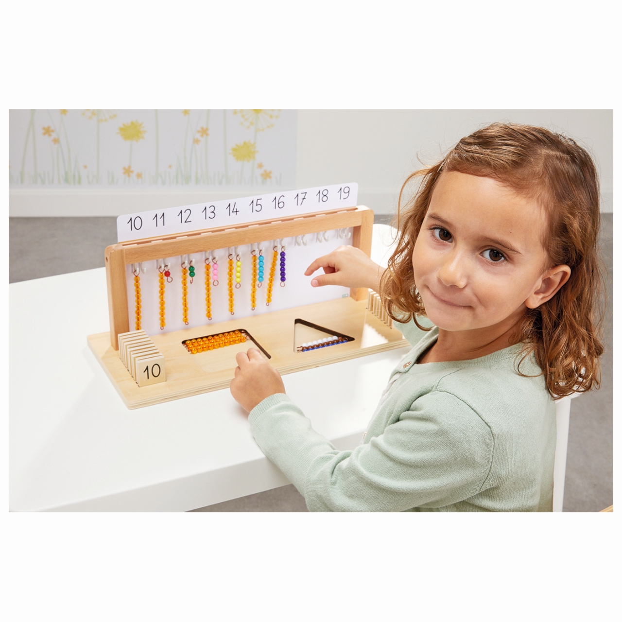 Numere, calcul si fractii Rama cu margele 10-19 100270 Omfal Educational