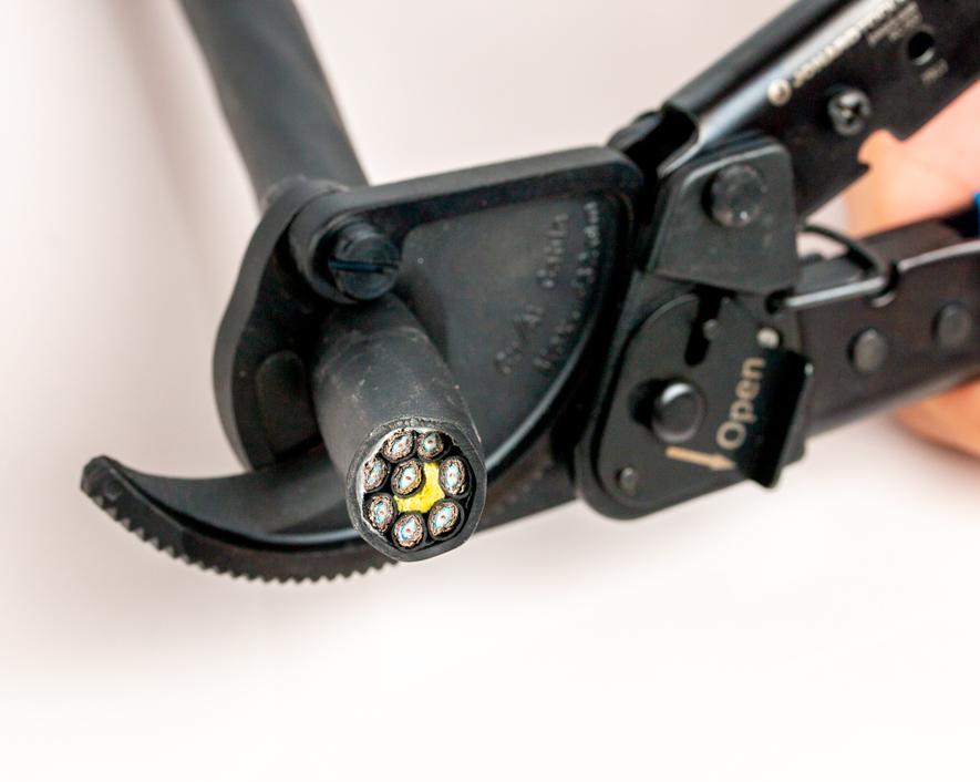 Ratcheting Cable Cutter, 500 MCM, JONARD