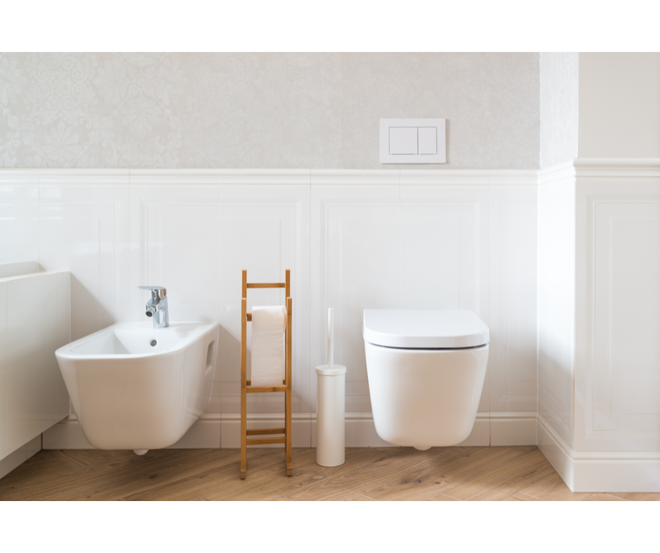 Set vas wc: materiale de top pe care trebuie să le iei în considerare