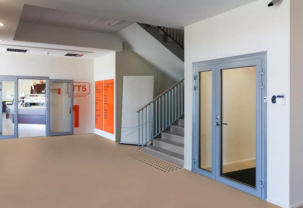 Covor din PVC pentru Spații Comerciale, Spitale & Grădinițe