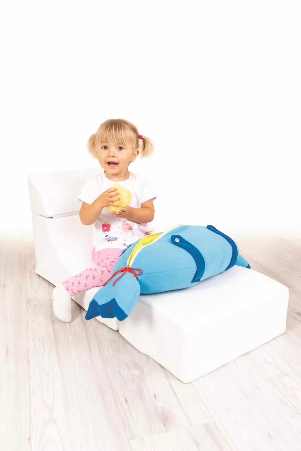 Stimulare tactila Bomboana cu surprize 241224 Omfal Educational