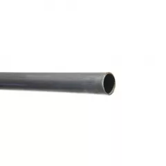Teava neagra sudata, esentiala pentru instalatii robuste.