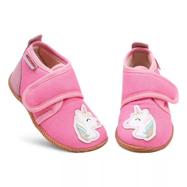 PAPUCI DIN BUMBAC Papuci de casa pentru copii, model Schonse...