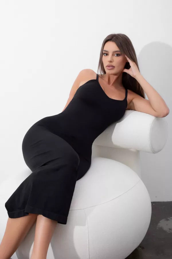 Rochii Rochie modelatoare black LN042.01 neirashop.ro
